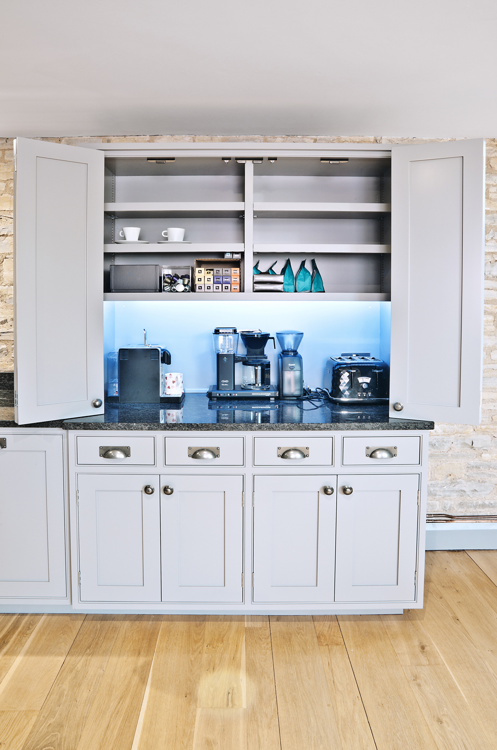 Kitchen Larders - Eternal Kitchens